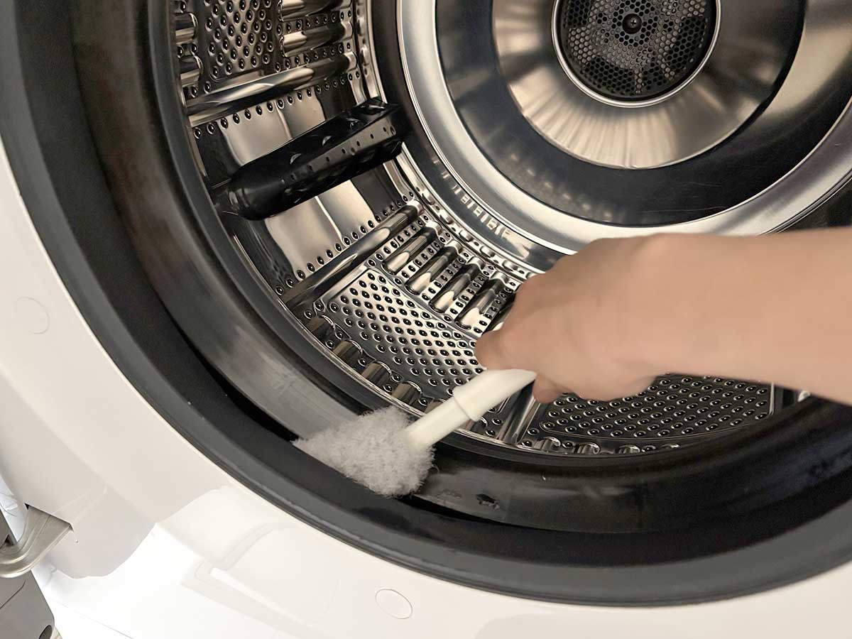 洗濯機の『ココ』に差し込むと…？ 「見て見ぬふりをしてた」「めちゃスッキリ！」 – トレンド＆ライフスタイルメディア『grape』