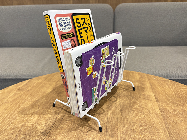 110円で買った『コップスタンド』 キッチンやリビングで活躍する『じゃない使い方』とは – ライフスタイルメディア『grape』